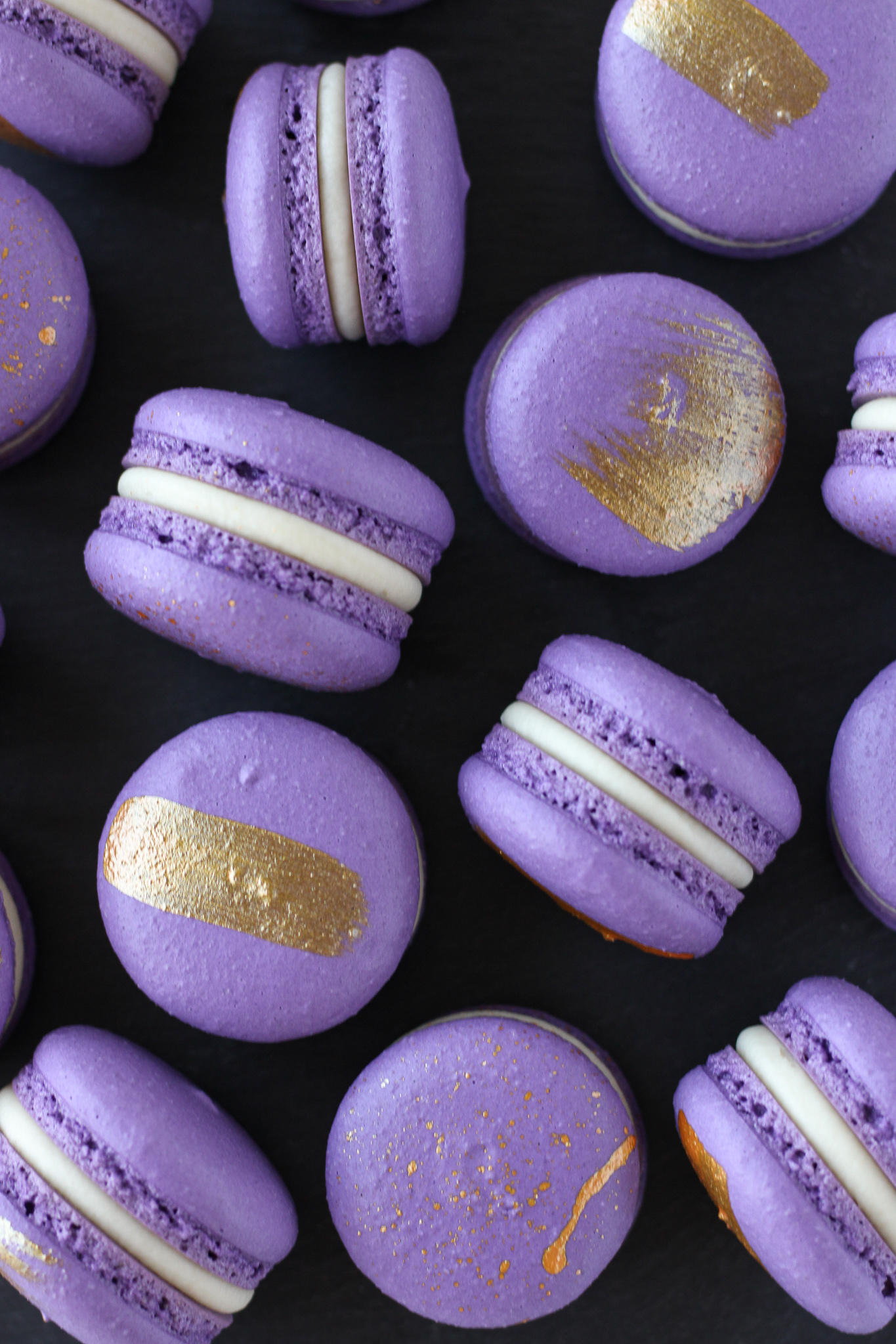 9 Easy Ways to Decorate Macarons - Bakes and Blunders